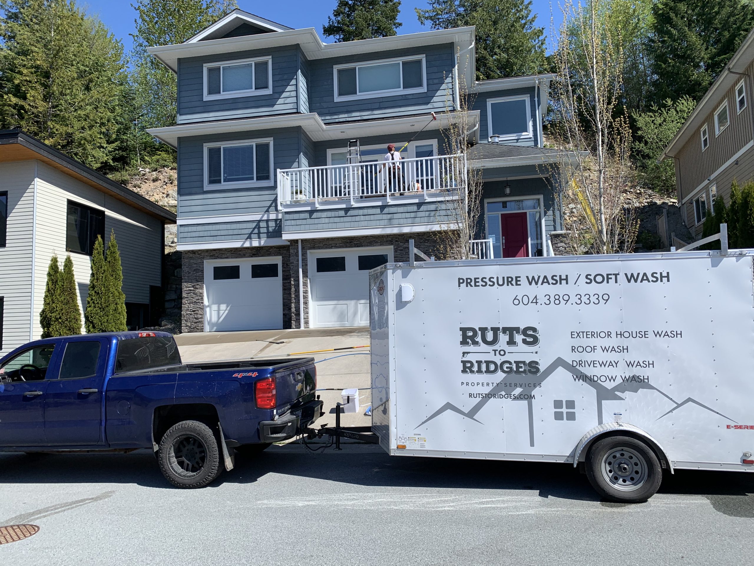 Soft Wash House Washing Preps Your West Vancouver Home For Summer